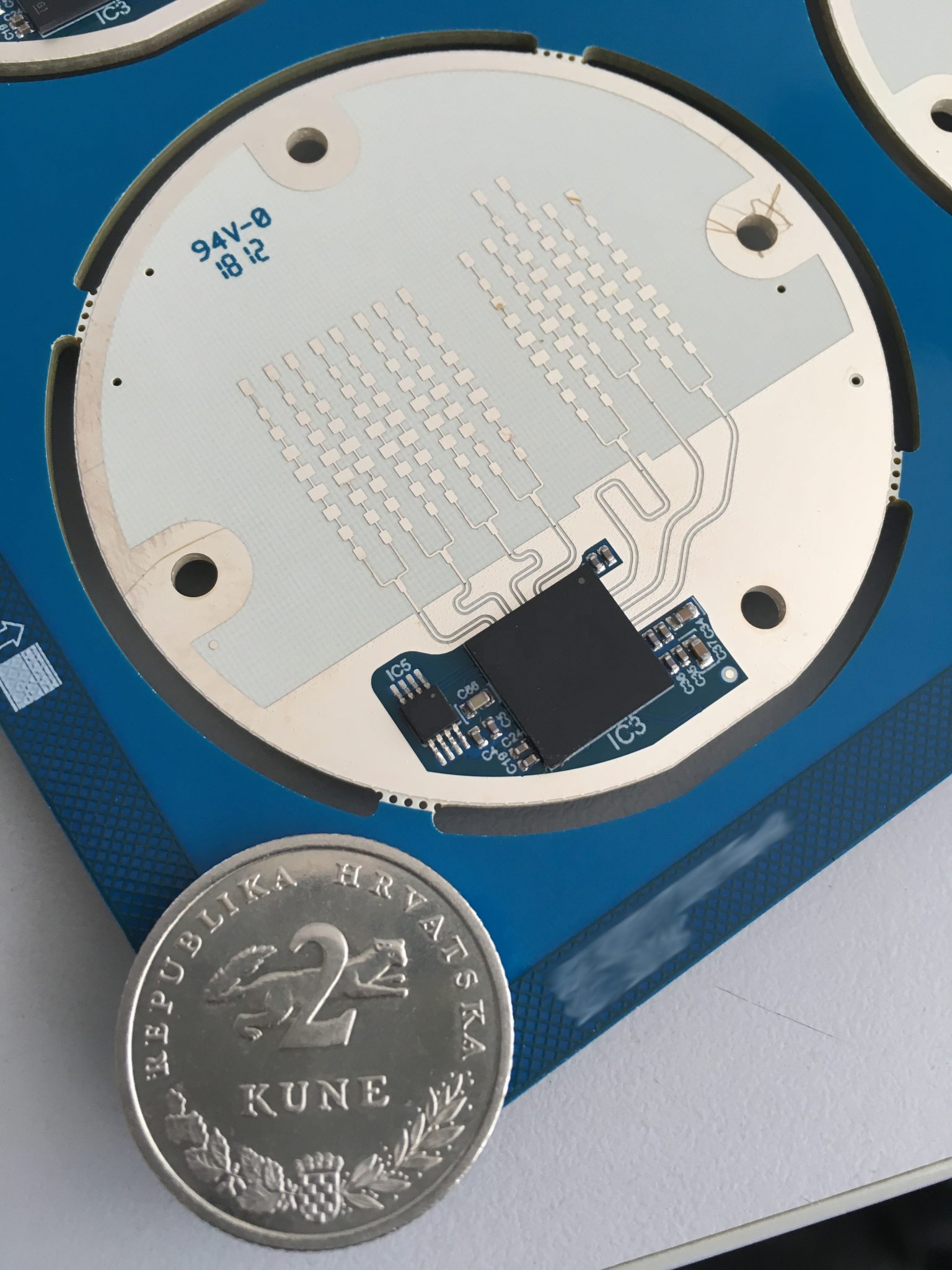 GEOLUX koristi CST Studio za napredne EM simulacije – Computer Controls